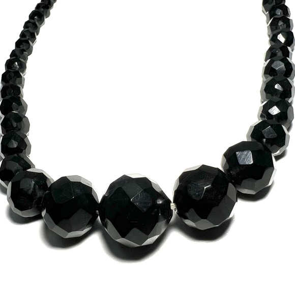 Jewelry | Victorian Faceted Jet Graduated Bead Necklace With Hidden ...
